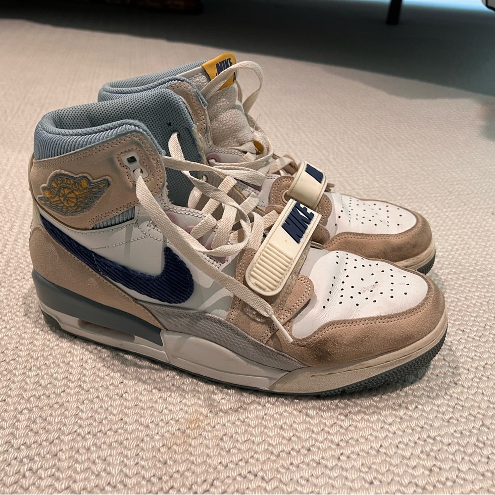 Men’s Jordan Legacy 312’s. Best Color Combo. - Gem